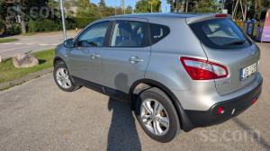 Grey Nissan Qashqai 2013 in Ogre, with an engine capacity of 1.60 L and mileage of 139 thousand km for 6500 €, photo 3 on AUTOMOTO.COM.LV