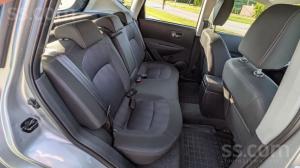 Grey Nissan Qashqai 2013 in Ogre, with an engine capacity of 1.60 L and mileage of 139 thousand km for 6500 €, photo 7 on AUTOMOTO.COM.LV