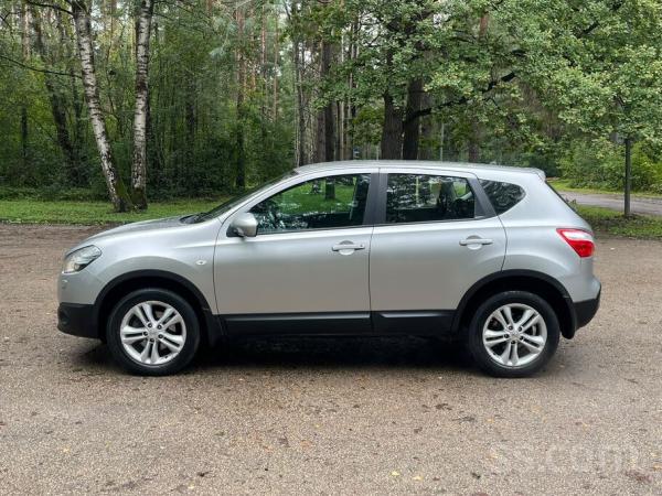 Nissan Qashqai 2013 Rīga vietnē Pelēks Nissan Qashqai 2013 Rīga, ar dzinēja tilpumu 1.60 L un nobraukumu 0 tūkst. km par 6899 €, foto 3 vietnē AUTOMOTO.COM.LV
