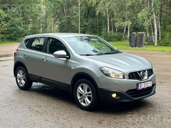 Nissan Qashqai 2013 Rīga vietnē Pelēks Nissan Qashqai 2013 Rīga, ar dzinēja tilpumu 1.60 L un nobraukumu 0 tūkst. km par 6899 €, foto 8 vietnē AUTOMOTO.COM.LV