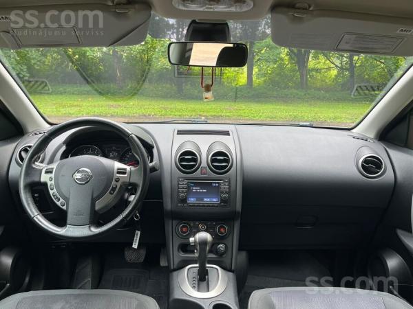 Nissan Qashqai 2013 Rīga vietnē Pelēks Nissan Qashqai 2013 Rīga, ar dzinēja tilpumu 1.60 L un nobraukumu 0 tūkst. km par 6899 €, foto 11 vietnē AUTOMOTO.COM.LV