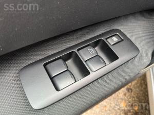 Grey Nissan Qashqai 2013 in Riga, with an engine capacity of 1.60 L and mileage of 0 thousand km for 6899 €, photo 18 on AUTOMOTO.COM.LV