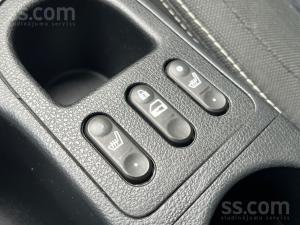 Grey Nissan Qashqai 2013 in Riga, with an engine capacity of 1.60 L and mileage of 0 thousand km for 6899 €, photo 22 on AUTOMOTO.COM.LV