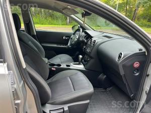 Grey Nissan Qashqai 2013 in Riga, with an engine capacity of 1.60 L and mileage of 0 thousand km for 6899 €, photo 23 on AUTOMOTO.COM.LV