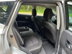 Grey Nissan Qashqai 2013 in Riga, with an engine capacity of 1.60 L and mileage of 0 thousand km for 6899 €, photo 24 on AUTOMOTO.COM.LV