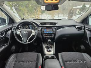 Pelēks Nissan Qashqai 2015 Tallina, ar dzinēja tilpumu 1.20 L un nobraukumu 166 tūkst. km par 8500 €, foto  vietnē AUTOMOTO.COM.LV
