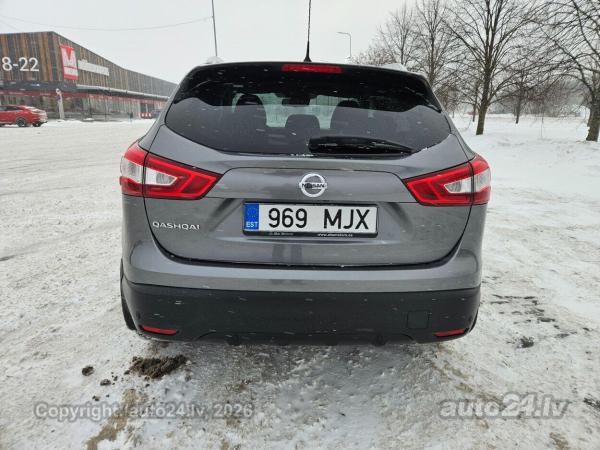 Grey Nissan Qashqai 2015 in Tallinn, with an engine capacity of 1.20 L and mileage of 166 thousand km for 8500 €, photo 5 on AUTOMOTO.COM.LV