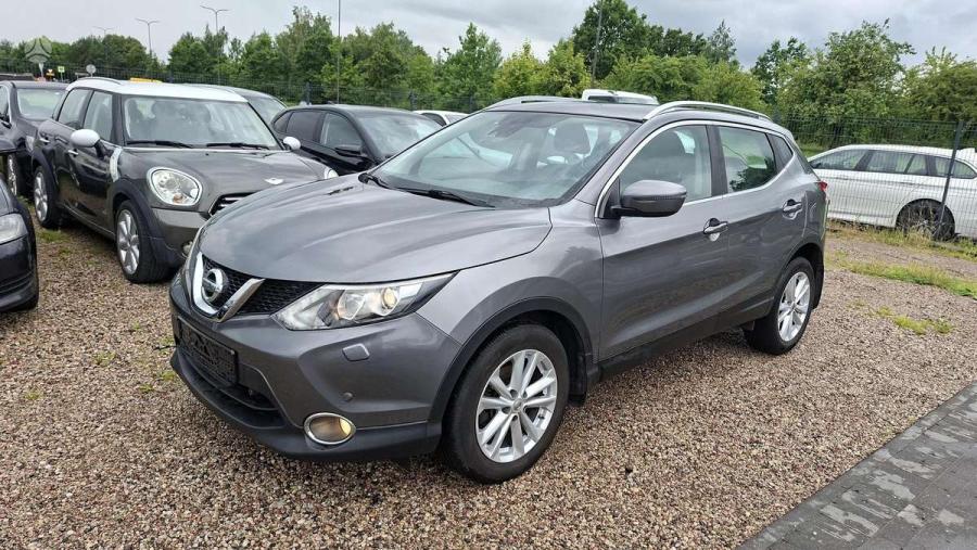 Grey Nissan Qashqai 2015 in Kaunas, with an engine capacity of 1.50 L and mileage of 150 thousand km for 8150 €, photo 3 on AUTOMOTO.COM.LV