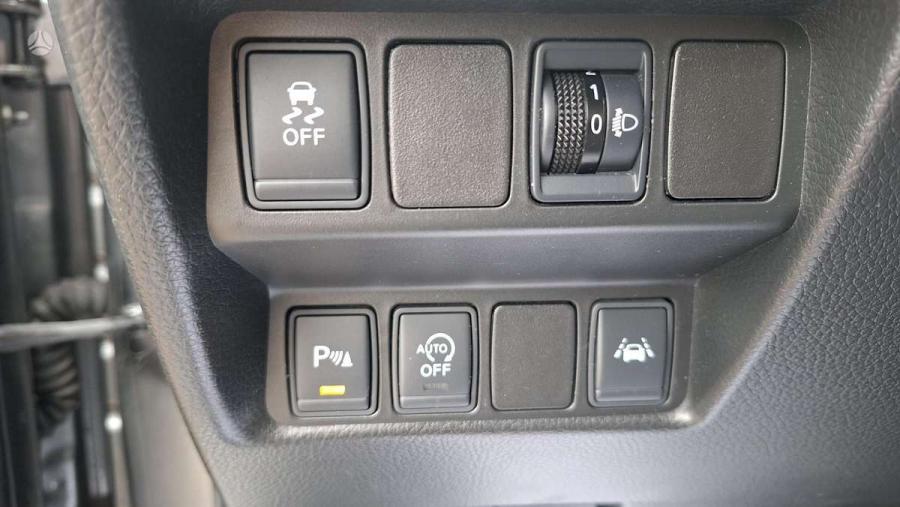 Grey Nissan Qashqai 2015 in Kaunas, with an engine capacity of 1.50 L and mileage of 150 thousand km for 8150 €, photo 18 on AUTOMOTO.COM.LV