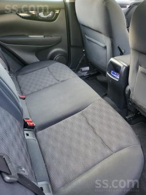 Pelēks Nissan Qashqai 2015 Liepāja, ar dzinēja tilpumu 1.50 L un nobraukumu 257 tūkst. km par 7500 €, foto 6 vietnē AUTOMOTO.COM.LV
