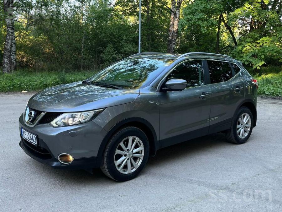 Grey Nissan Qashqai 2016 in Riga, with an engine capacity of 1.20 L and mileage of 0 thousand km for 7399 €, photo 1 on AUTOMOTO.COM.LV
