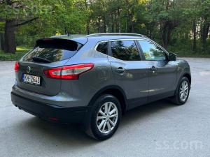Grey Nissan Qashqai 2016 in Riga, with an engine capacity of 1.20 L and mileage of 0 thousand km for 7399 €, photo 5 on AUTOMOTO.COM.LV