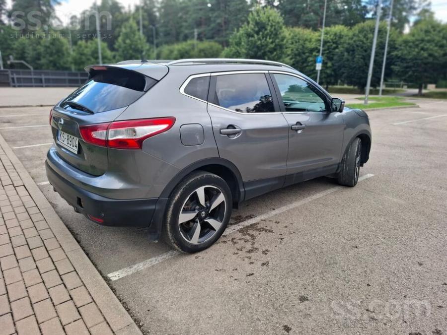Pelēks Nissan Qashqai 2017 Ogre, ar dzinēja tilpumu 1.20 L un nobraukumu 147 tūkst. km par 9300 €, foto 3 vietnē AUTOMOTO.COM.LV
