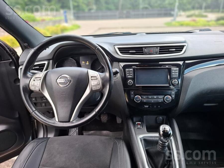 Pelēks Nissan Qashqai 2017 Ogre, ar dzinēja tilpumu 1.20 L un nobraukumu 147 tūkst. km par 9300 €, foto 9 vietnē AUTOMOTO.COM.LV