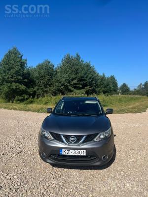 Grey Nissan Qashqai 2017 in Riga, with an engine capacity of 1.20 L and mileage of 304 thousand km for 9000 €, photo  on AUTOMOTO.COM.LV