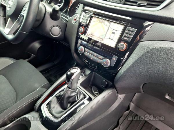 Grey Nissan Qashqai 2018 in Tartu, with an engine capacity of 1.20 L and mileage of 185 thousand km for 10990 €, photo 11 on AUTOMOTO.COM.LV