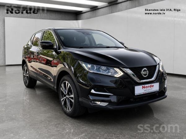 Grey Nissan Qashqai 2021 in Riga, with an engine capacity of 1.30 L and mileage of 110 thousand km for 14790 €, photo 3 on AUTOMOTO.COM.LV