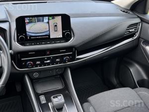 Grey Nissan Qashqai 2021 in Riga, with an engine capacity of 1.30 L and mileage of 84 thousand km for 19190 €, photo 12 on AUTOMOTO.COM.LV