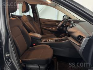 Pelēks Nissan Qashqai 2022 Rīga, ar dzinēja tilpumu 1.30 L un nobraukumu 82 tūkst. km par 18950 €, foto 8 vietnē AUTOMOTO.COM.LV
