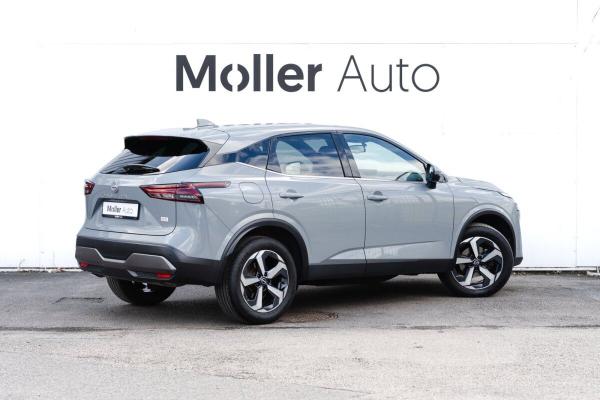 Pelēks Nissan Qashqai 2022 Rīga, ar dzinēja tilpumu 1.30 L un nobraukumu 26 tūkst. km par 22650 €, foto 4 vietnē AUTOMOTO.COM.LV