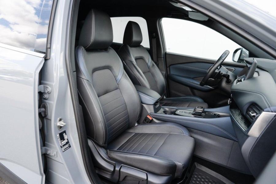 Pelēks Nissan Qashqai 2022 Rīga, ar dzinēja tilpumu 1.30 L un nobraukumu 26 tūkst. km par 22650 €, foto 7 vietnē AUTOMOTO.COM.LV