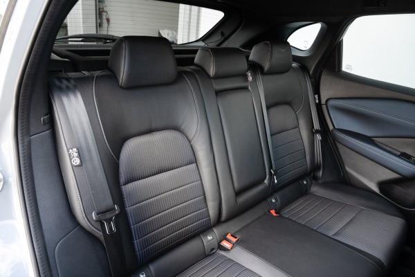 Pelēks Nissan Qashqai 2022 Rīga, ar dzinēja tilpumu 1.30 L un nobraukumu 26 tūkst. km par 22650 €, foto 7 vietnē AUTOMOTO.COM.LV