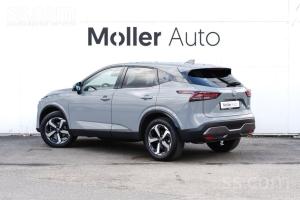 Grey Nissan Qashqai 2022 in Riga, with an engine capacity of 1.30 L and mileage of 26 thousand km for 22650 €, photo 4 on AUTOMOTO.COM.LV