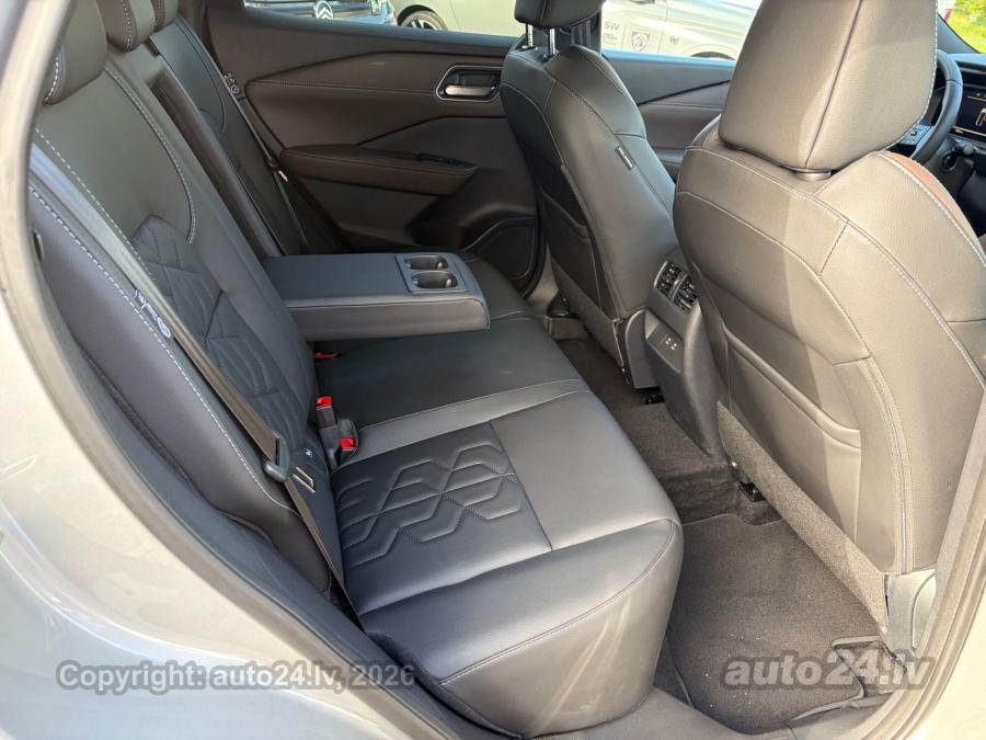 Grey Nissan Qashqai 2025 in Rakvere, with an engine capacity of 1.30 L and mileage of 6 thousand km for 32890 €, photo 4 on AUTOMOTO.COM.LV