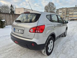 Grey Nissan Qashqai 2007 in Mazeikiai, with an engine capacity of 1.50 L and mileage of 130 thousand km for 3950 €, photo 4 on AUTOMOTO.COM.LV