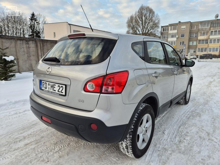 Grey Nissan Qashqai 2007 in Mazeikiai, with an engine capacity of 1.50 L and mileage of 130 thousand km for 3950 €, photo 4 on AUTOMOTO.COM.LV