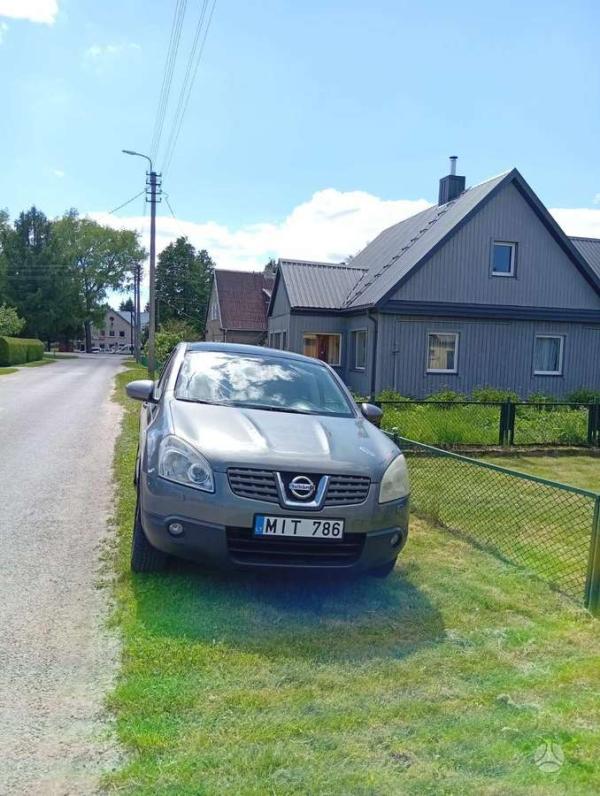 Pelēks Nissan Qashqai 2007 Viļņa, ar dzinēja tilpumu 2.00 L un nobraukumu 285 tūkst. km par 2450 €, foto 5 vietnē AUTOMOTO.COM.LV