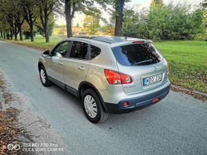 Pelēks Nissan Qashqai 2007 Kauņa, ar dzinēja tilpumu 1.60 L un nobraukumu 228 tūkst. km par 3250 €, foto 4 vietnē AUTOMOTO.COM.LV