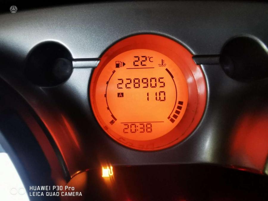 Pelēks Nissan Qashqai 2007 Kauņa, ar dzinēja tilpumu 1.60 L un nobraukumu 228 tūkst. km par 3250 €, foto 11 vietnē AUTOMOTO.COM.LV