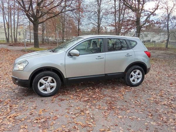 Pelēks Nissan Qashqai 2008 Alīta, ar dzinēja tilpumu 1.50 L un nobraukumu 244 tūkst. km par 3600 €, foto 7 vietnē AUTOMOTO.COM.LV
