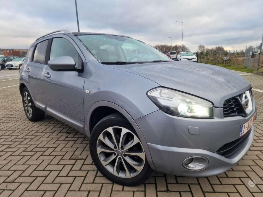 Pelēks Nissan Qashqai 2011 Tauragė, ar dzinēja tilpumu 1.46 L un nobraukumu 251 tūkst. km par 5150 €, foto 7 vietnē AUTOMOTO.COM.LV