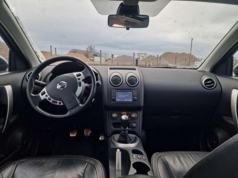 Pelēks Nissan Qashqai 2011 Tauragė, ar dzinēja tilpumu 1.46 L un nobraukumu 251 tūkst. km par 5150 €, foto 13 vietnē AUTOMOTO.COM.LV
