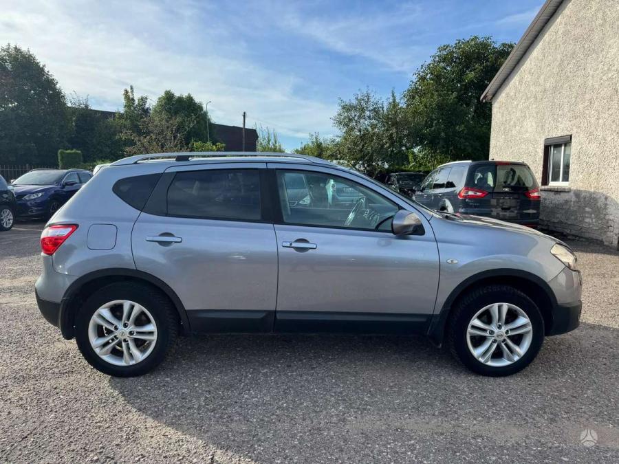 Pelēks Nissan Qashqai 2011 Jurbarkas, ar dzinēja tilpumu 1.50 L un nobraukumu 255 tūkst. km par 4250 €, foto 5 vietnē AUTOMOTO.COM.LV