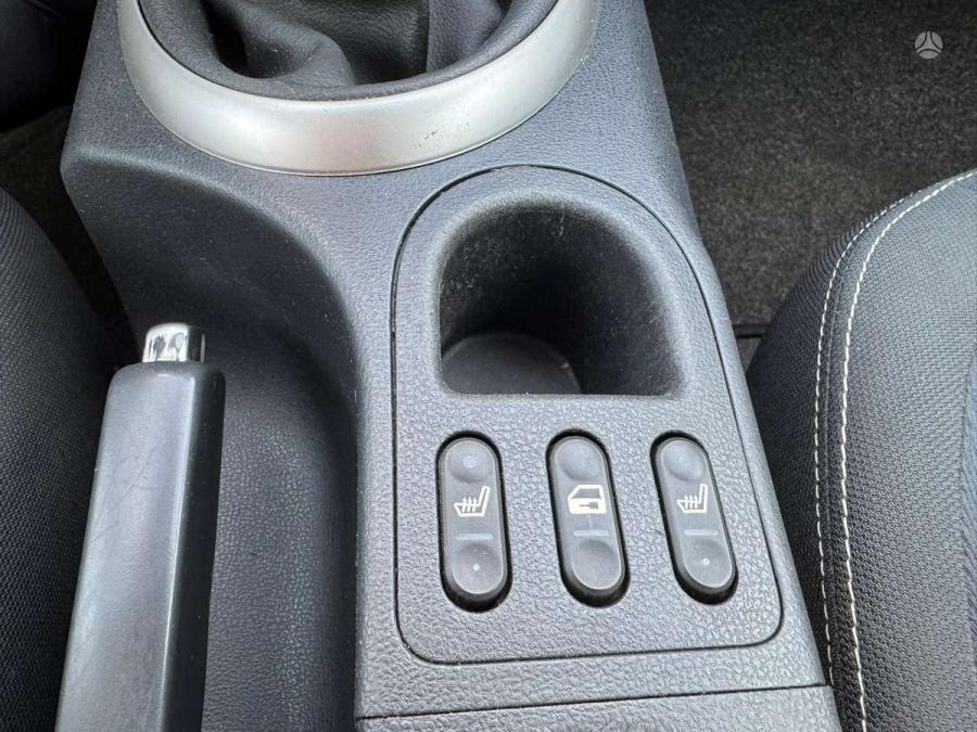 Pelēks Nissan Qashqai 2011 Jurbarkas, ar dzinēja tilpumu 1.50 L un nobraukumu 255 tūkst. km par 4250 €, foto 16 vietnē AUTOMOTO.COM.LV