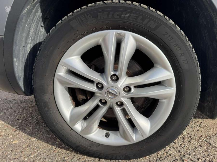 Pelēks Nissan Qashqai 2011 Jurbarkas, ar dzinēja tilpumu 1.50 L un nobraukumu 255 tūkst. km par 4250 €, foto 18 vietnē AUTOMOTO.COM.LV
