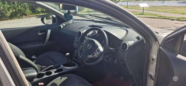 Grey Nissan Qashqai 2012 in Kaunas, with an engine capacity of 1.50 L and mileage of 250 thousand km for 1500 €, photo 7 on AUTOMOTO.COM.LV