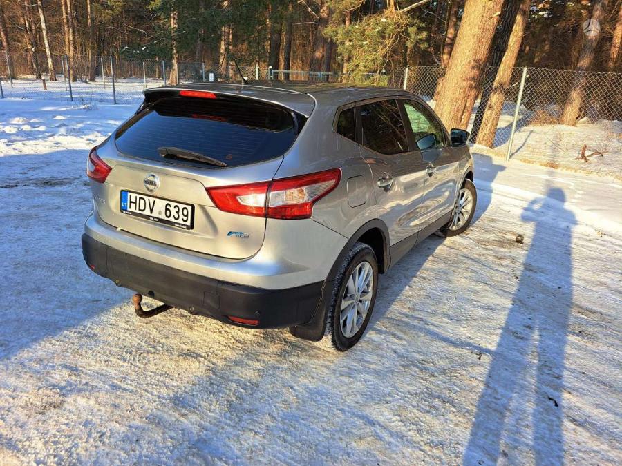 Pelēks Nissan Qashqai 2014 Kauņa, ar dzinēja tilpumu 1.60 L un nobraukumu 239 tūkst. km par 7499 €, foto 4 vietnē AUTOMOTO.COM.LV