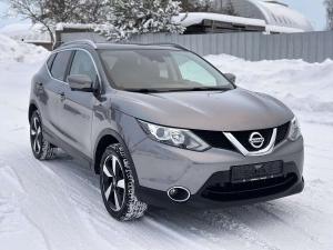 Grey Nissan Qashqai 2015 in Telschi, with an engine capacity of 1.60 L and mileage of 217 thousand km for 8700 €, photo  on AUTOMOTO.COM.LV