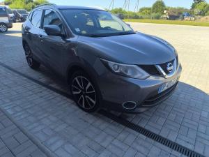 Grey Nissan Qashqai 2015 in Taurage, with an engine capacity of 1.60 L and mileage of 270 thousand km for 6800 €, photo  on AUTOMOTO.COM.LV