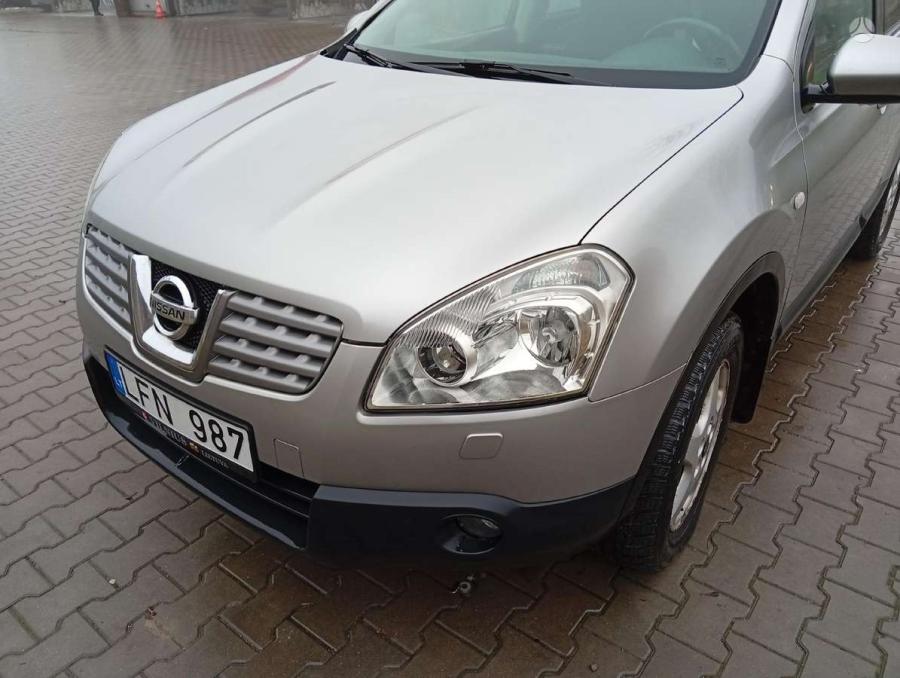 Pelēks Nissan Qashqai 2009 Viļņa, ar dzinēja tilpumu 2.00 L un nobraukumu 160 tūkst. km par 2500 €, foto 8 vietnē AUTOMOTO.COM.LV