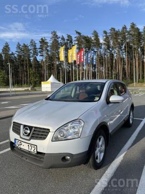 Grey Nissan Qashqai 2007 in Riga, with an engine capacity of 2.00 L and mileage of 234 thousand km for 3500 €, photo 1 on AUTOMOTO.COM.LV