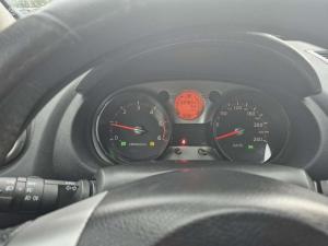 Grey Nissan Qashqai 2007 in Vilnius, with an engine capacity of 1.50 L and mileage of 338 thousand km for 2700 €, photo 10 on AUTOMOTO.COM.LV