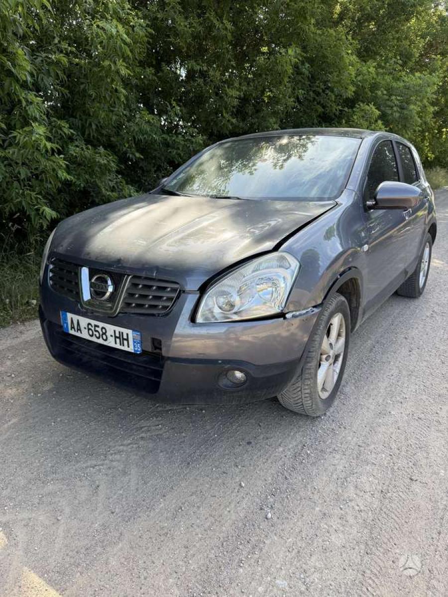 Pelēks Nissan Qashqai 2009 Tauragė, ar dzinēja tilpumu 1.50 L un nobraukumu 210 tūkst. km par 1900 €, foto 10 vietnē AUTOMOTO.COM.LV