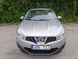 Pelēks Nissan Qashqai 2011 Tallina, ar dzinēja tilpumu 2.00 L un nobraukumu 169 tūkst. km par 5500 €, foto 4 vietnē AUTOMOTO.COM.LV