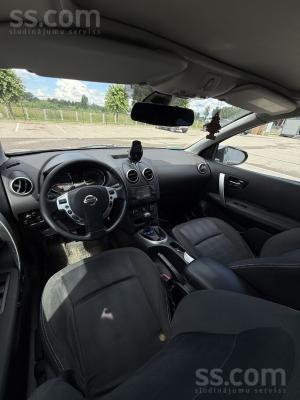 Pelēks Nissan Qashqai 2012 Rīga, ar dzinēja tilpumu 1.60 L un nobraukumu 320 tūkst. km par 3900 €, foto 8 vietnē AUTOMOTO.COM.LV
