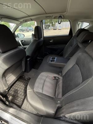 Pelēks Nissan Qashqai 2012 Rīga, ar dzinēja tilpumu 1.60 L un nobraukumu 320 tūkst. km par 3900 €, foto 9 vietnē AUTOMOTO.COM.LV
